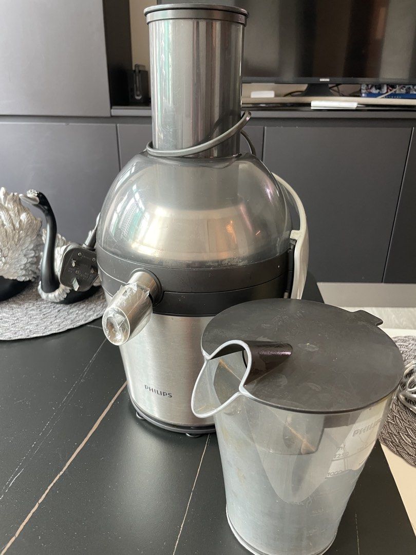 Philips Juicer with Pitcher, 家庭電器, 廚房電器, 榨汁機及攪拌機 - Carousell