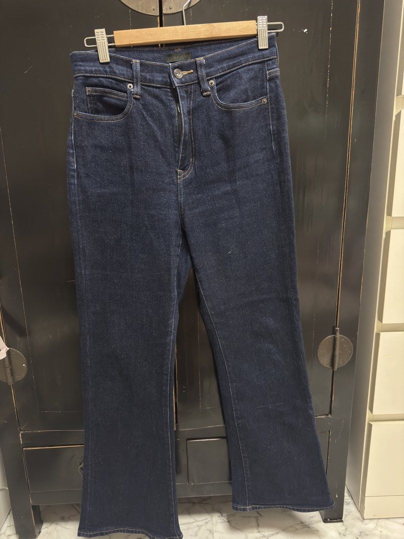 Uniqlo slim flare Denim Jeans# 9 quarter jeans, Women's Fashion ...