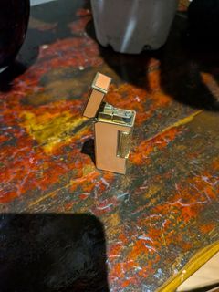 Vintage Gold Dunhill Lighter, Hobbies & Toys, Collectibles ...