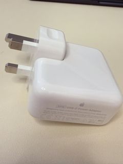Apple USB-C 20W 火牛, 手提電話, 電話及其他裝置配件, 充電器及電線 - Carousell