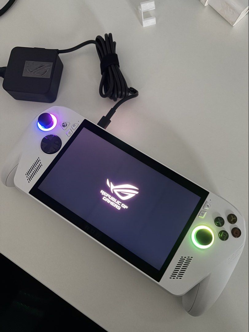 ASUS ROG Ally Gaming Handheld Console (OPEN TRADE IN), Video Gaming ...