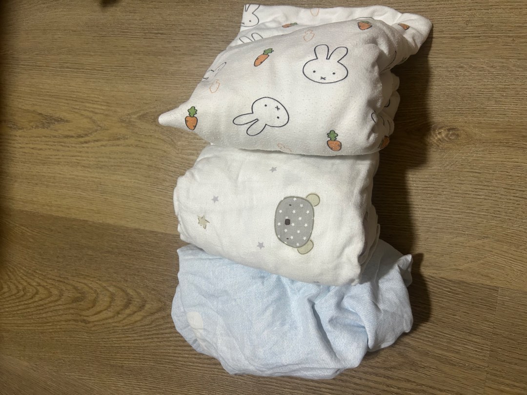 Baby cot bed sheet, Babies & Kids, Infant Playtime on Carousell