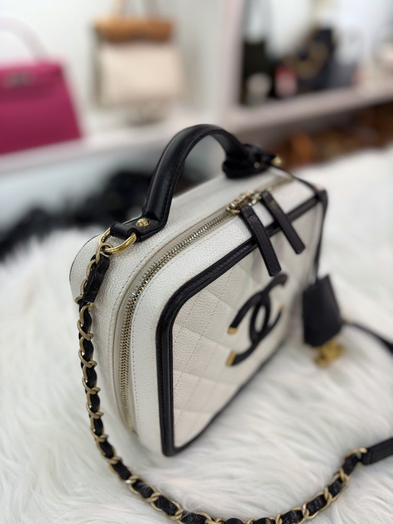 CHANEL CC FILIGREE VANITY CASE BAG, Luxury, Bags & Wallets on Carousell