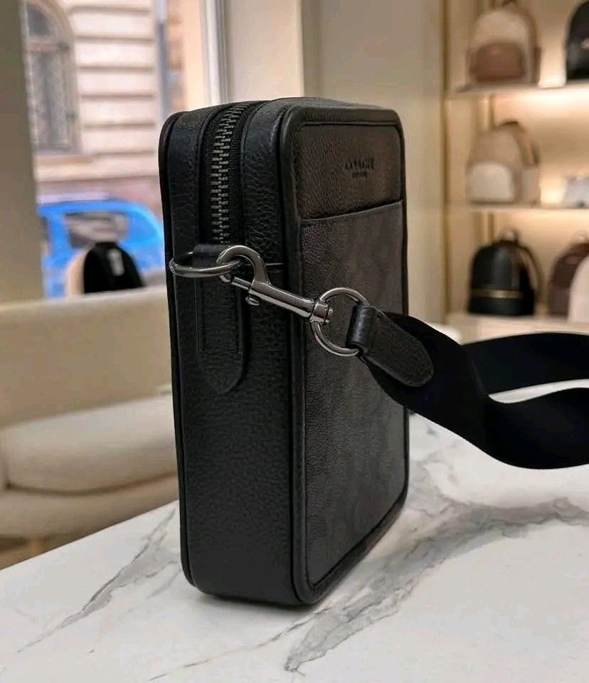 Coach Sullivan Crossbody in Signature Canvas, Men's Fashion, Bags ...