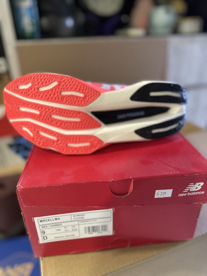 New Balance SC Elite v4 London, Men's Fashion, Footwear, Sneakers on ...