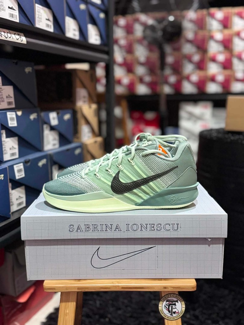 Nike Sabrina Ionescu Basketball Shoes, Men's Fashion, Footwear ...