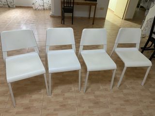 IKEA SANDSBERG Plastic Chairs (Set of 4), Furniture & Home Living ...