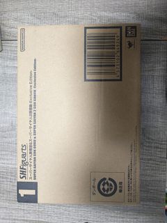 SHF 龍珠 超 悟飯 Super Hero, 興趣及遊戲, 玩具 & 遊戲類 - Carousell