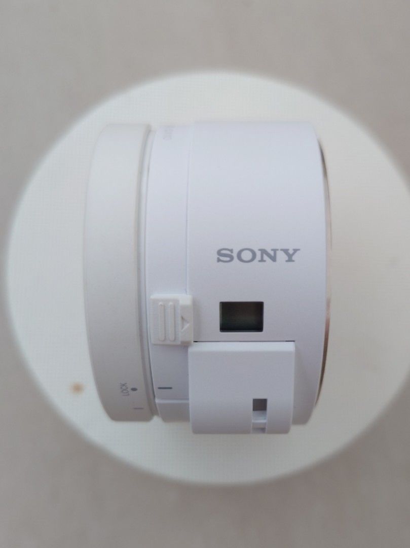 Sony Cyber-shot DSC-QX10 Lens Camera, 手提電話, 其他裝置 - Carousell