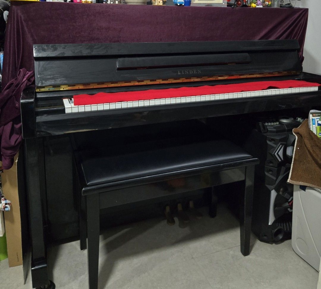 Linden Kawai Upright Piano, Hobbies & Toys, Musical Instruments on ...