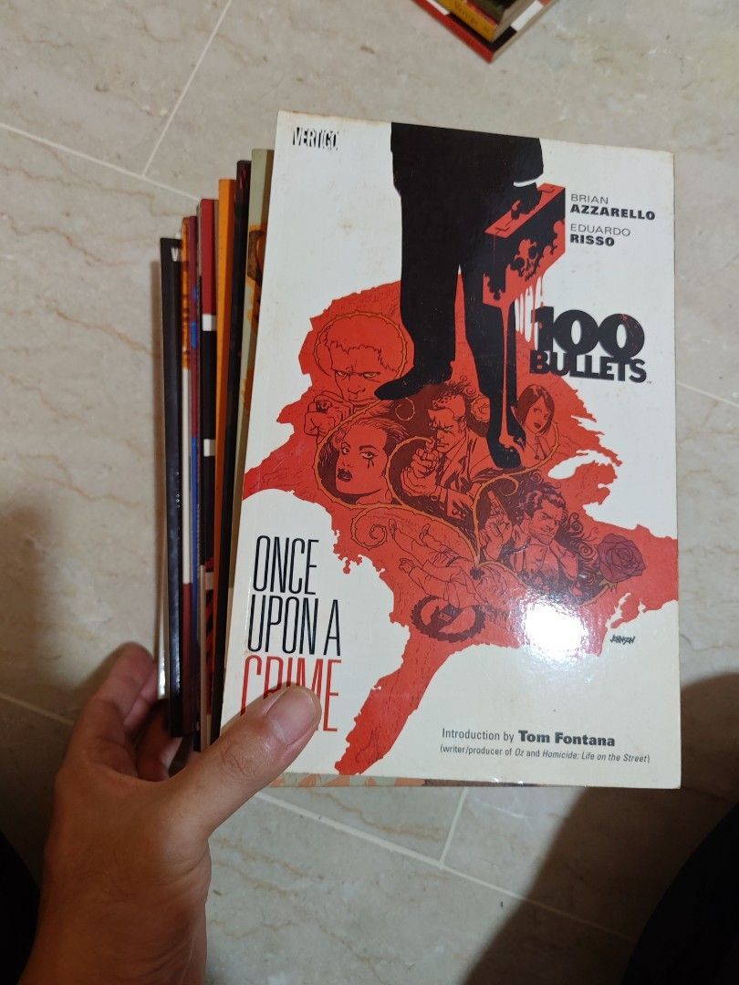 100 bullets Vol. 1 - 11, Hobbies & Toys, Books & Magazines, Comics ...