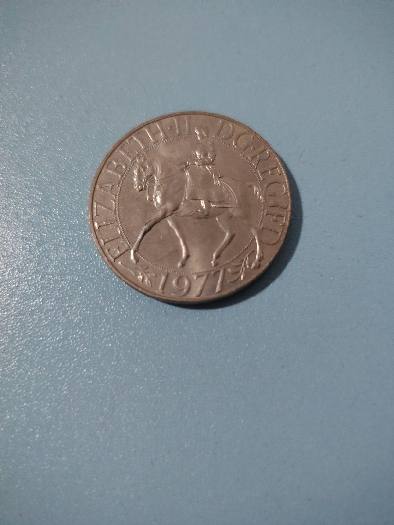 1971 Queen Elizabeth II Coin - Collectible, Hobbies & Toys, Memorabilia ...