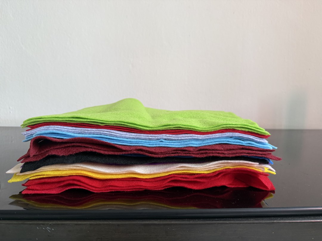A4 Assorted Craft Felt Sheets - Various Colors, Hobbies & Toys ...