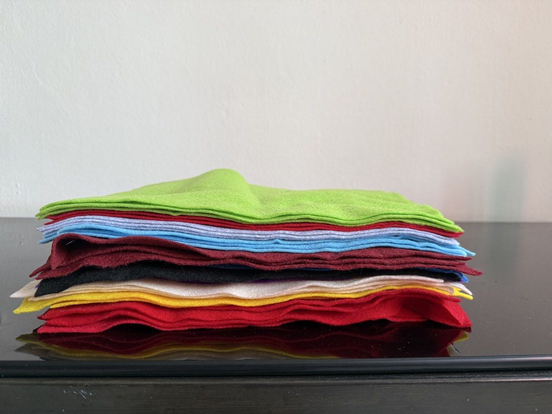 A4 Assorted Craft Felt Sheets - Various Colors, Hobbies & Toys ...
