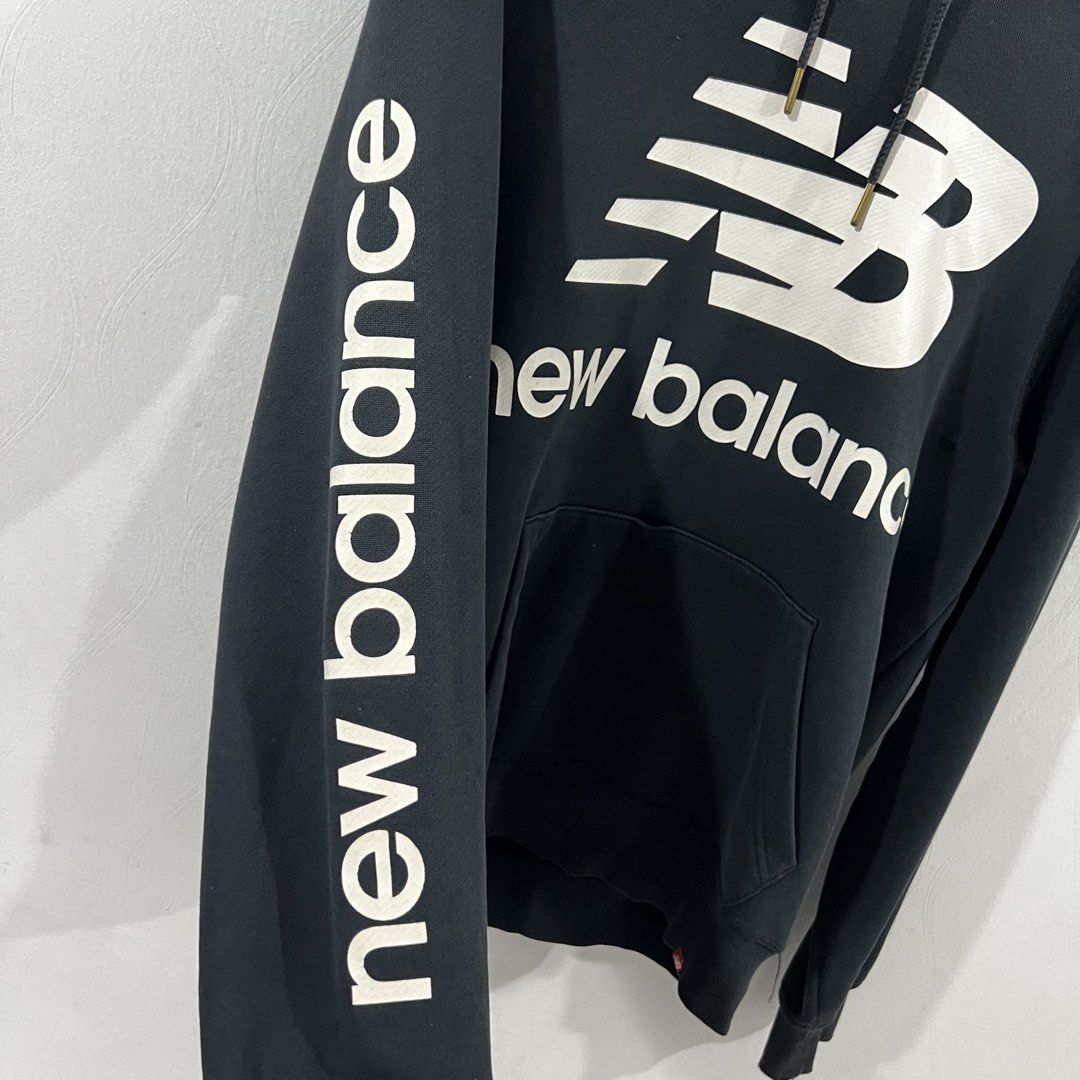 New Balance Black Hoodie with Logo, Men's Fashion, Tops & Sets, Hoodies ...