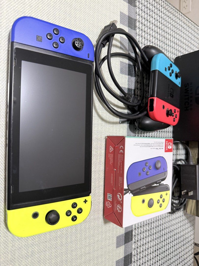 Nintendo Switch Console with Mario Kart Game, Joy-Cons and Mario Kart ...