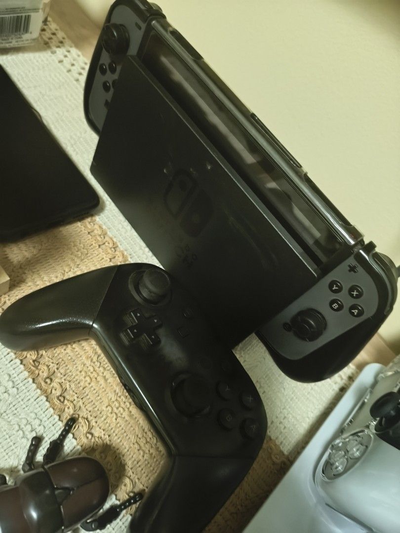 Nintendo Switch V1 Bundle, Video Gaming, Video Game Consoles, Nintendo ...