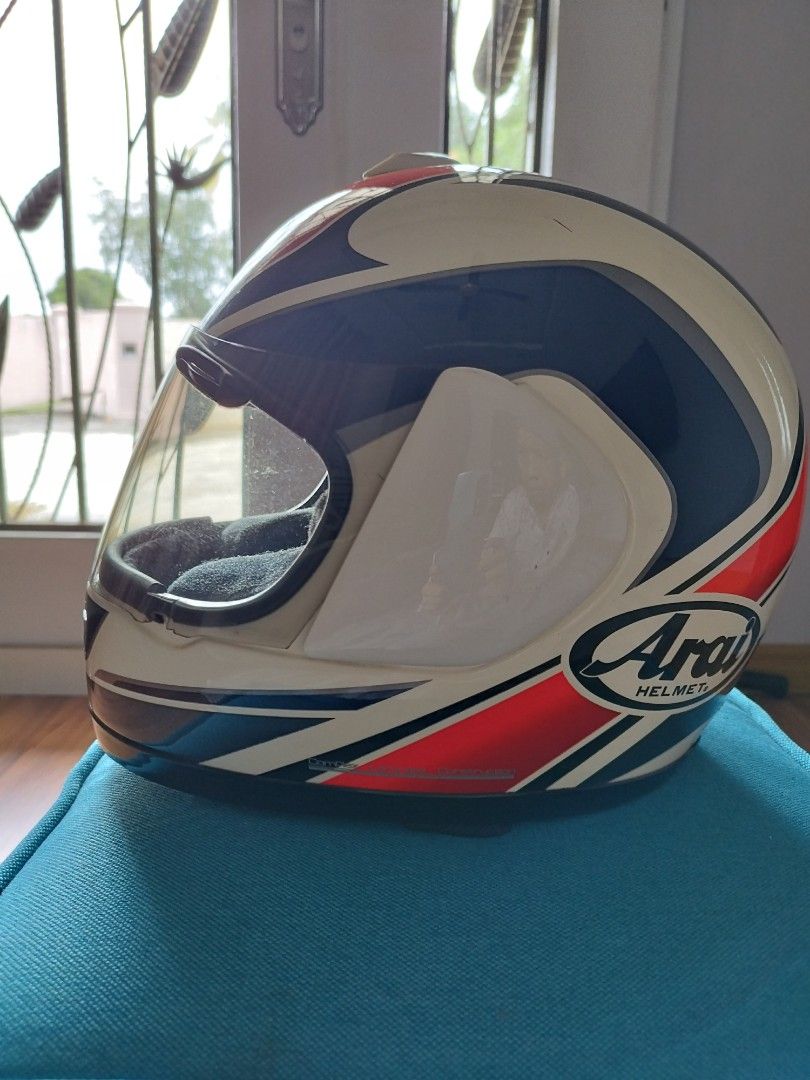 Arai Windy-10 Motorcycle Helmet, Auto Accessories on Carousell