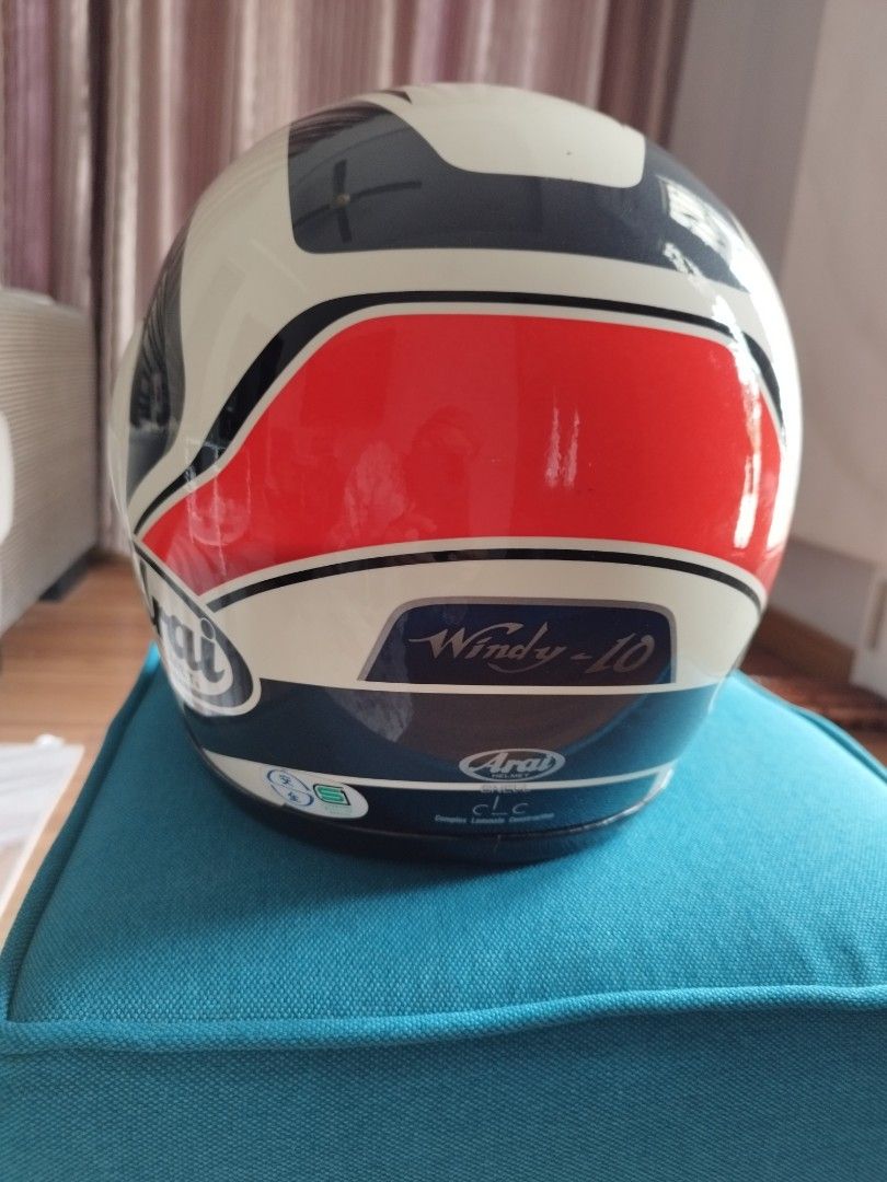 Arai Windy-10 Motorcycle Helmet, Auto Accessories on Carousell
