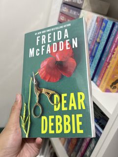 The Divorce by Freida McFadden - Thriller Novel, Hobbies & Toys, Books ...
