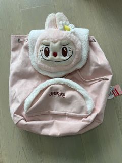 泡泡瑪特 樂園限定款 Mokoko甜心 吊飾款, 女裝, 飾物及配件, 吊飾 - Carousell