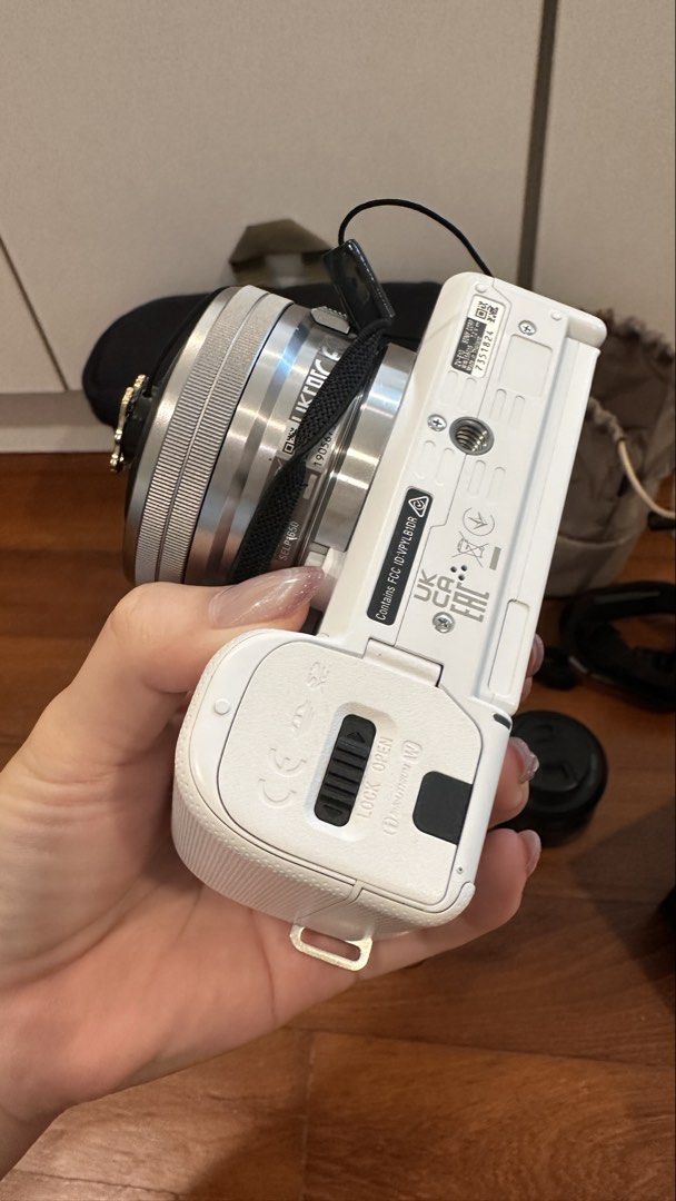 Sony ZV-E10 Mirrorless Camera with Lenses and Accessories, Photography ...