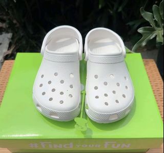 Sandal crocs ori Dijual | Beli 100+ Sandal crocs ori online | Carousell ...