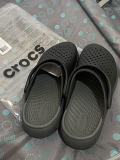 Sandal crocs ori Dijual | Beli 100+ Sandal crocs ori online | Carousell ...