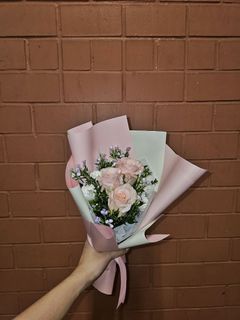 99 Pink Rose Large Bouquet with Ribbon Soap Flower, Hobbies & Toys ...