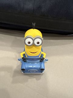Popmart minion, Hobbies & Toys, Toys & Games on Carousell