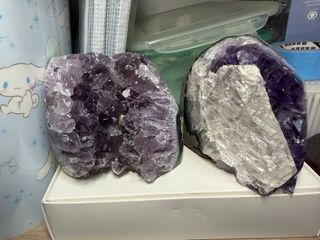 cute chubby amethyst Geode Egg, Women's Fashion, Jewelry & Organisers ...
