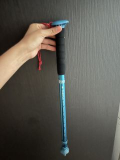 Quechua Arpenaz 200 Trekking Pole, 運動產品, 行山及露營 - Carousell