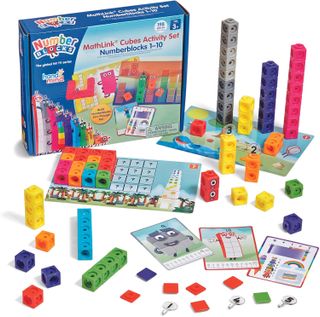 Numberblocks 7 Toy Bus with Numberblocks Figure, Hobbies & Toys, Toys ...