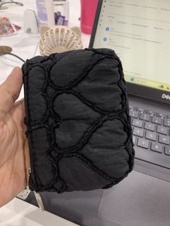 Pouch hitam Dijual | Beli 100+ Pouch hitam online | Carousell Indonesia