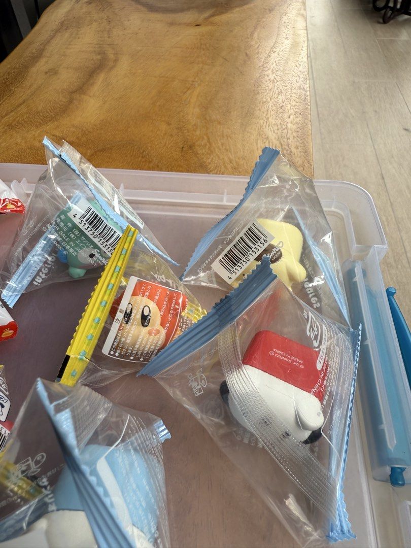 16 pcs Mix of Sanrio and mixue Snow King Blind Box Toys, Hobbies & Toys ...