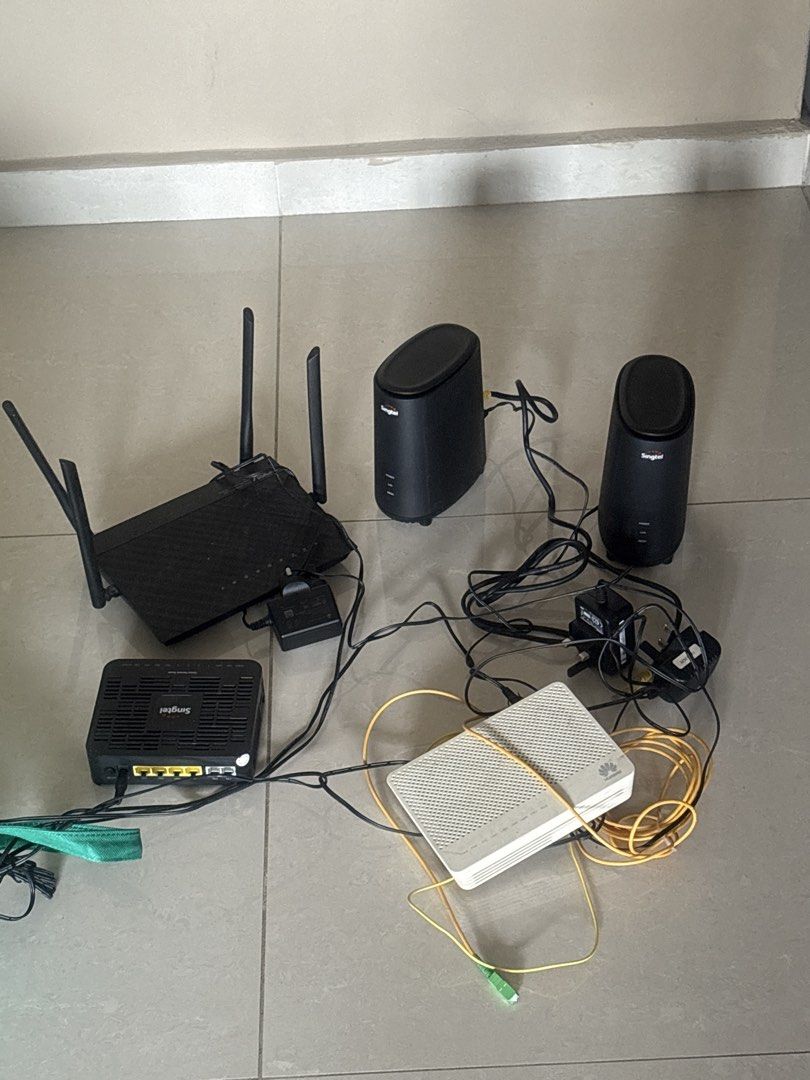 Asus Router, TP-Link Deco, Huawei ONT, and Modem Bundle, Computers ...