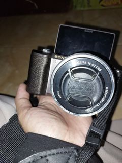 Kamera SONY Dah Include Charger,Tripod,Batrey 3 Sama Tas kamera.no ...