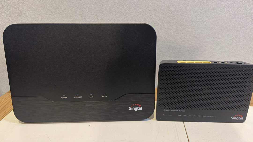 SingTel Optical Network Router, Computers & Tech, Parts & Accessories ...