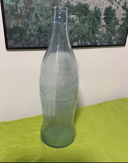Collection of Vintage Coca-Cola, F&N, and 7UP Bottles, Hobbies & Toys ...