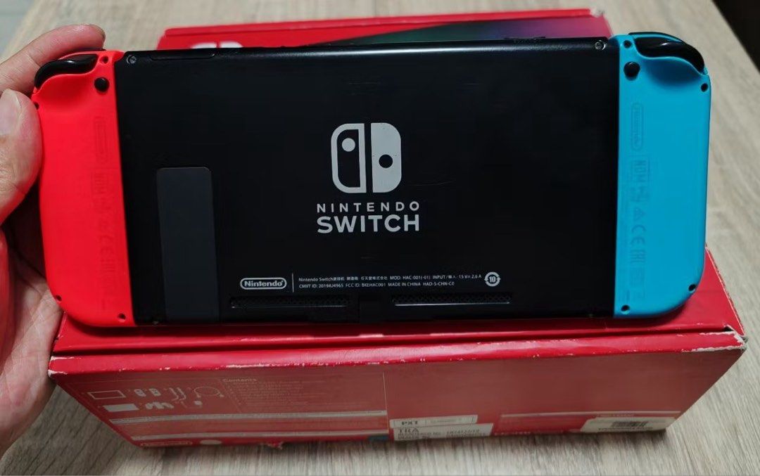 Nintendo Switch V2 with 256 Memory Card, Video Gaming, Video Game ...