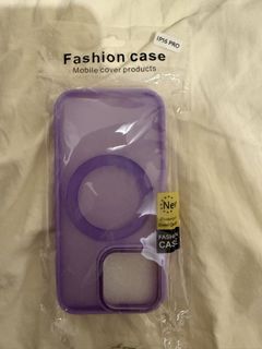 行貨 iPhone 11 purple 盒 (box & plug only), 手提電話, 電話及其他裝置配件, 手機套及手機殻 ...