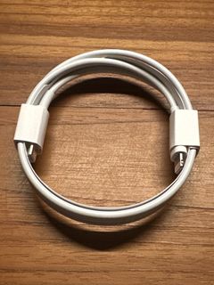 USB-C to Lightning Cable, 手提電話, 電話及其他裝置配件, 充電器及電線 - Carousell