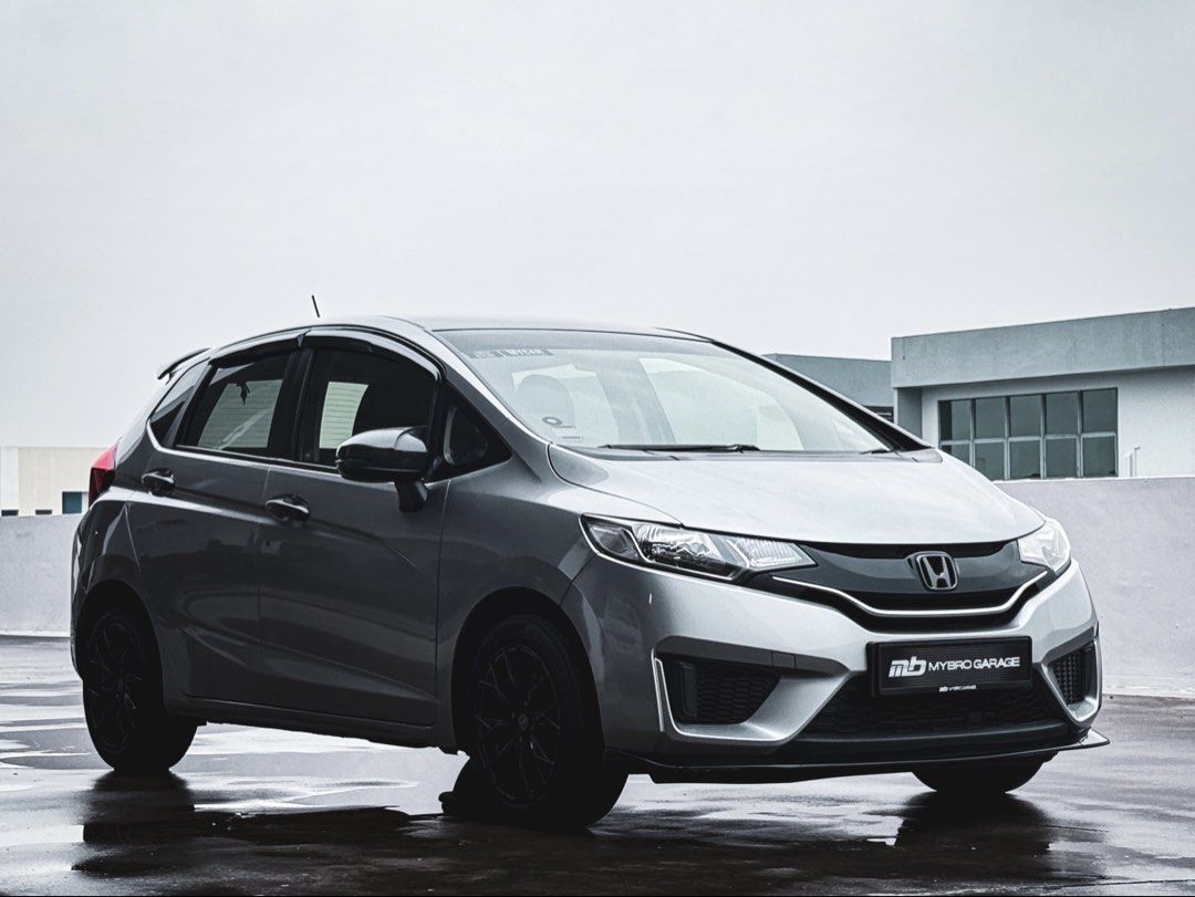 Honda Jazz 1.3 (A), Cars, Used Cars on Carousell
