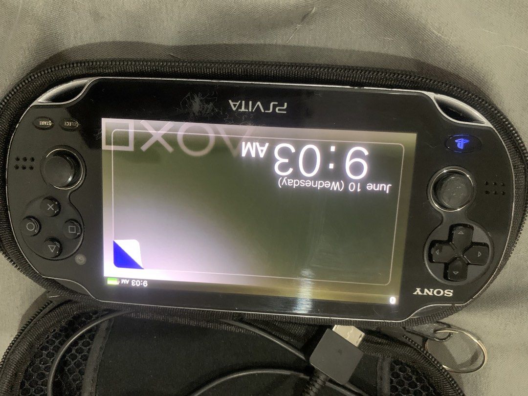 Sony PlayStation Vita PCH-1000 Series, Video Gaming, Video Game ...