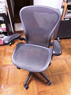 Herman Miller Aeron Chair, 傢俬＆家居, 傢俬, 椅子 - Carousell