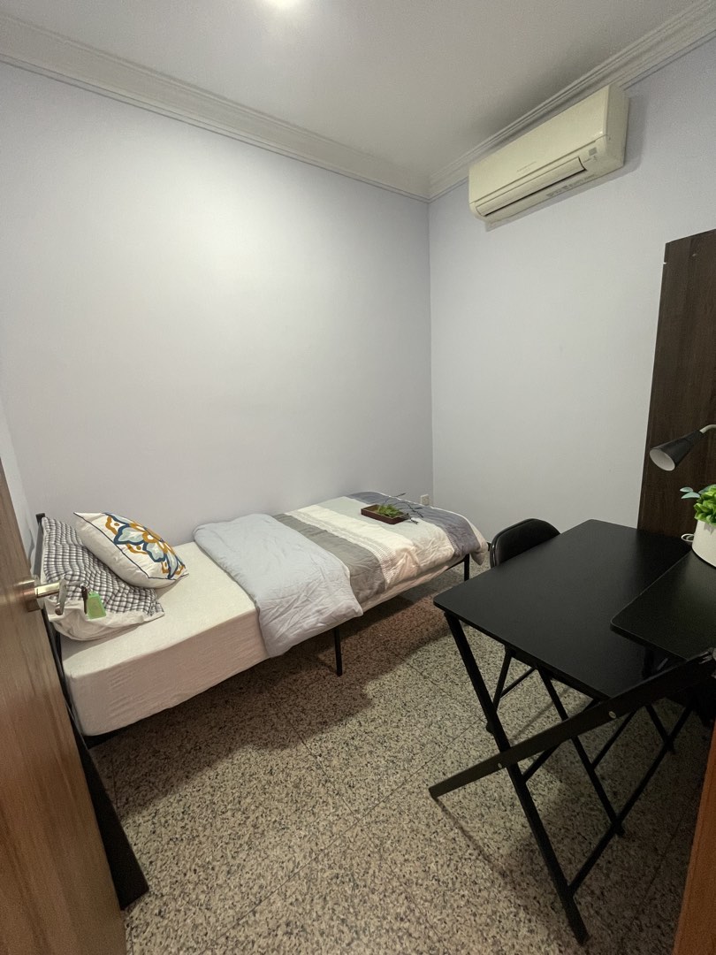 Single room, Property, Rentals, Room Rentals on Carousell