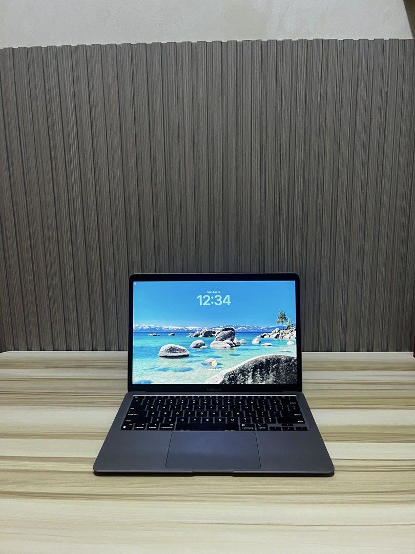 Apple MacBook Air M1 Chip 13-inch Space Gray, Computers & Tech, Laptops ...