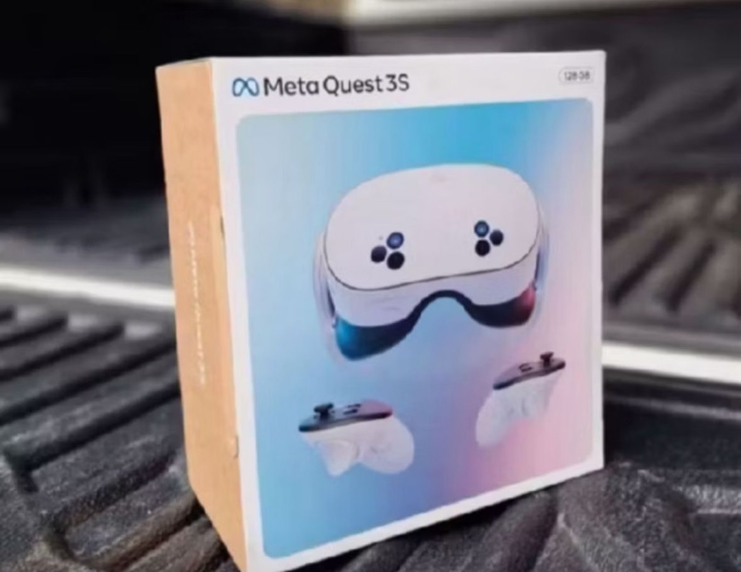 Meta Quest 3S VR Headset with Controllers, Video Gaming, Video Game ...