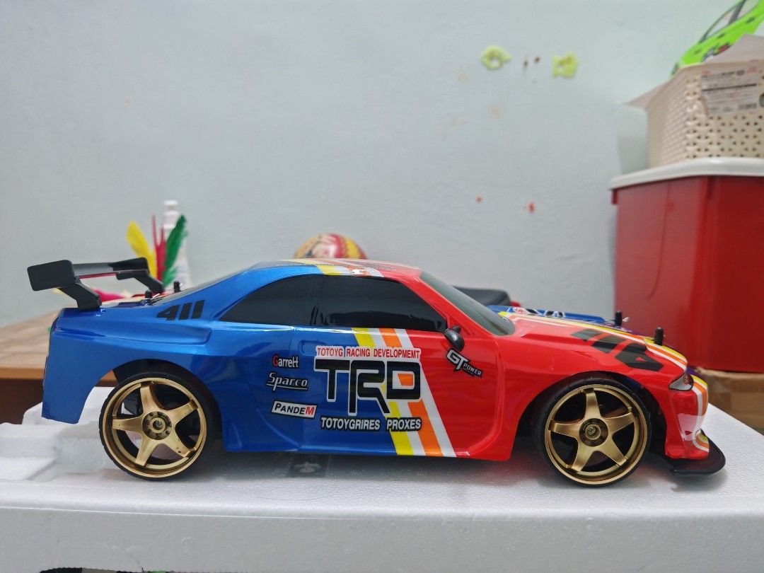 RC Car Body Shells - TRD GT-R & D-MAX Pickup, Toys & Collectibles ...