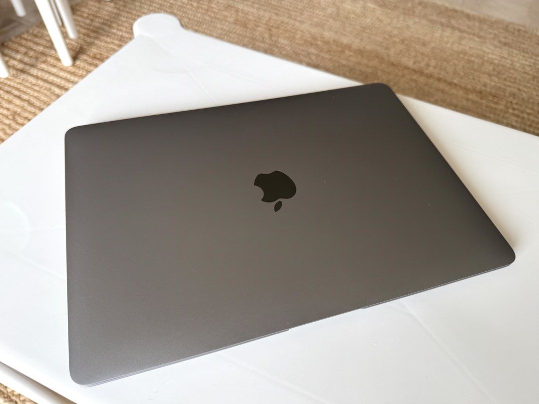 Apple MacBook Air M1 Space Gray (8GB/256GB), Computers & Tech, Laptops ...